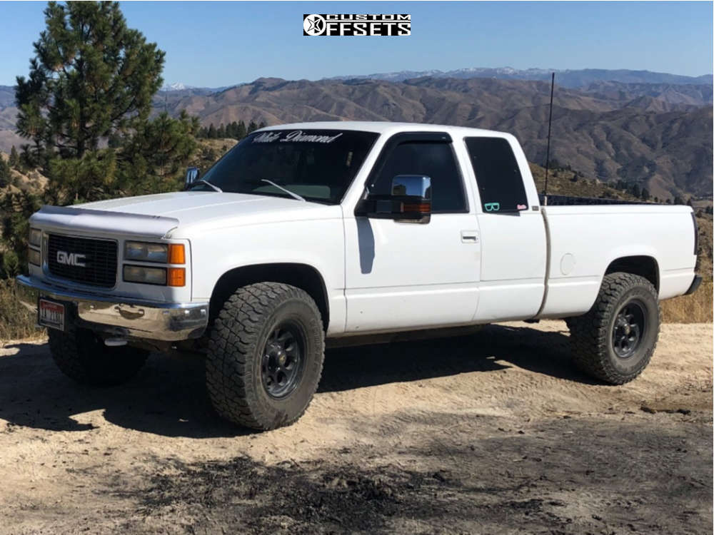1995 Chevrolet K1500 with 17x9 -12 Level 8 Tracker and 35/12.5R17 ...