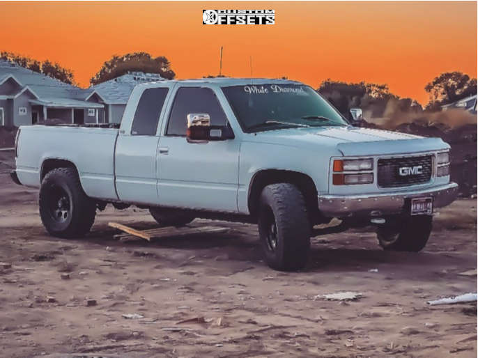 1995 Chevrolet K1500 with 17x9 -12 Level 8 Tracker and 35/12.5R17 ...