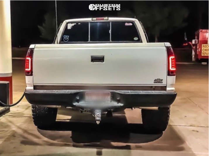 1995 Chevrolet K1500 with 17x9 -12 Level 8 Tracker and 35/12.5R17 ...