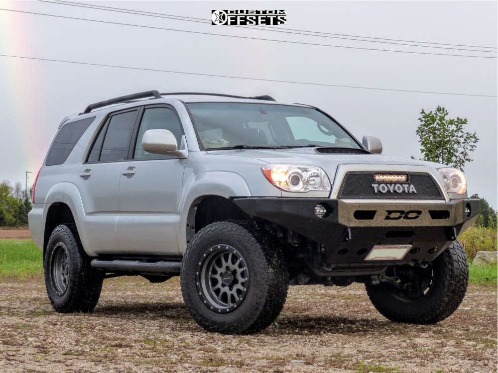 2007 Toyota 4Runner with 17x9 -6 Pro Comp Series 44 and 265/70R17 ...