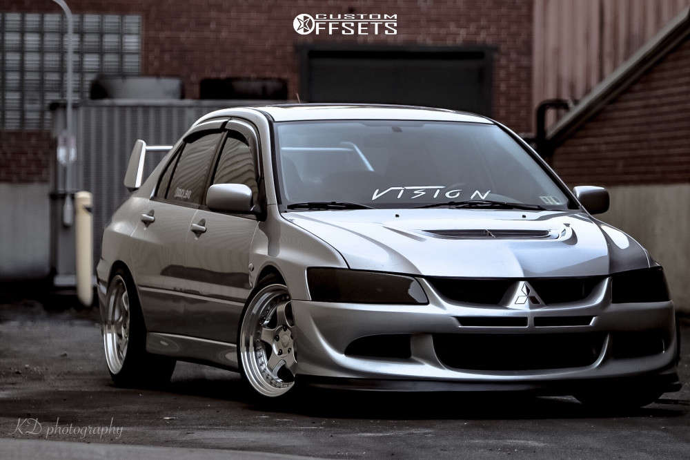 Custom 2003 Mitsubishi Lancer