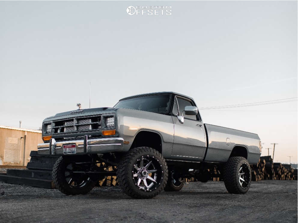 1990 Dodge W250 with 22x12 -44 Fuel Rampage and 35/12.5R22 Atturo Trail ...