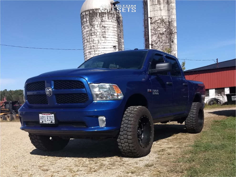 2017 Ram 1500 with 20x12 -44 Moto Metal Mo962 and 35/12.5R20 Ironman ...