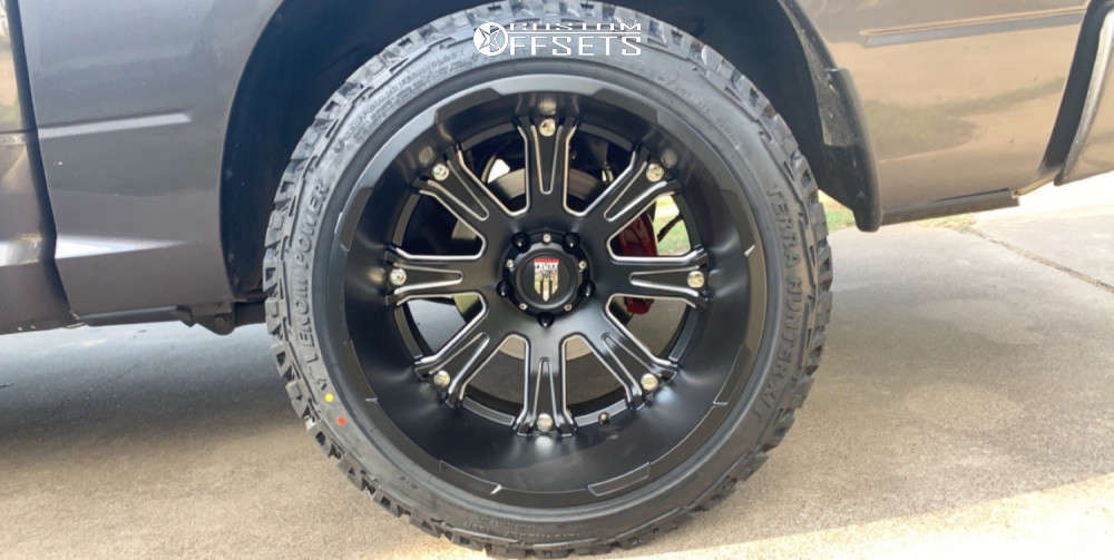 2014 Ram 1500 with 22x14 -76 American Truxx Bomb and 33/12.5R22 Venom ...