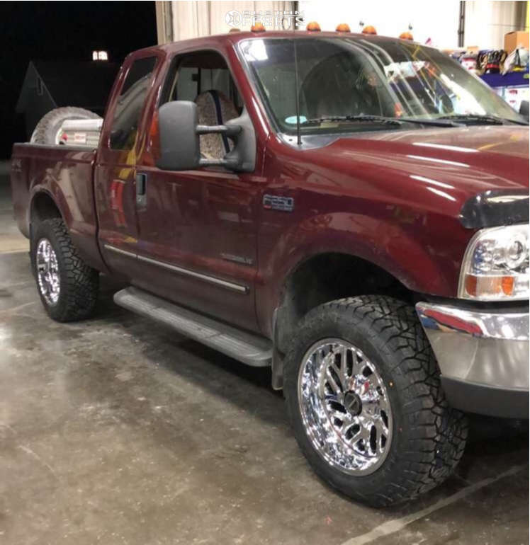 2000 Ford F-250 Super Duty with 20x10 -18 Fuel Triton and 285/55R20 ...