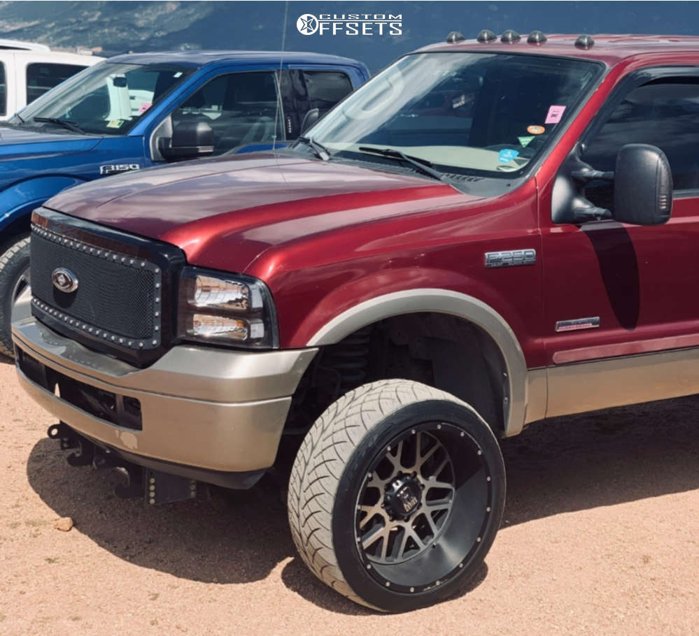 2005 Ford F-250 Super Duty with 22x12 -44 XD Xd820 and 305/40R22 Nitto ...