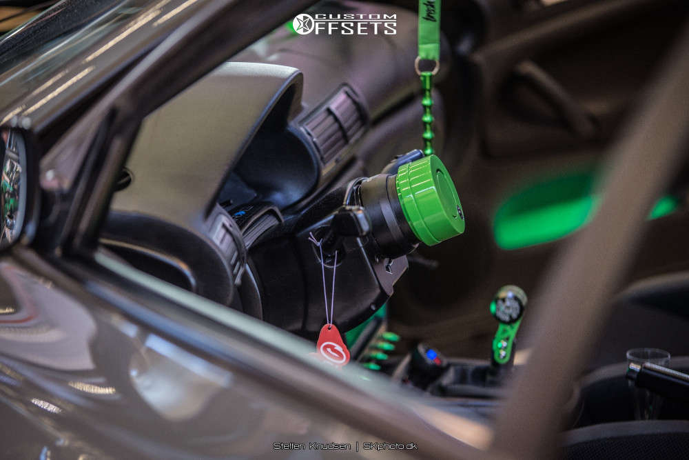 2002 Volkswagen Passat with 18x8.5 42 Ispiri Csr2 and 205/35R18 Toyo ...