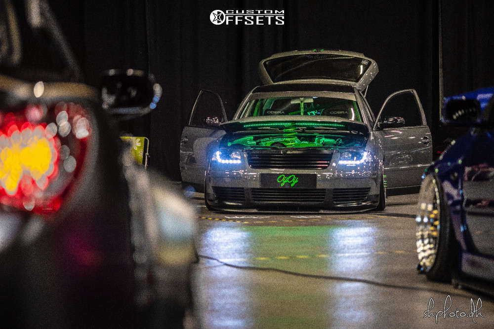 2002 Volkswagen Passat with 18x8.5 42 Ispiri Csr2 and 205/35R18 Toyo ...