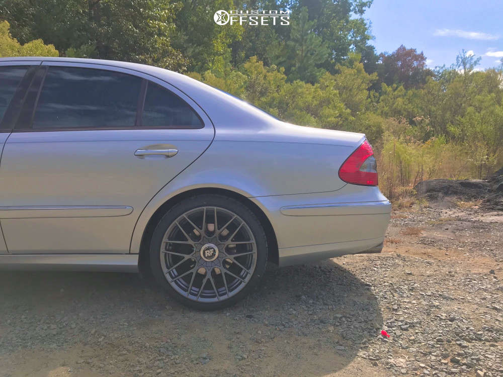 2007 Mercedes-Benz E350 with 19x8.5 35 Rotiform Rse and 245/35R19 Nitto ...