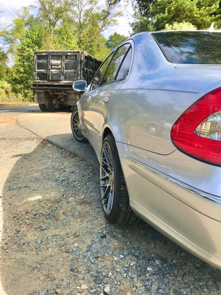 2007 Mercedes-Benz E350 with 19x8.5 35 Rotiform Rse and 245/35R19 Nitto ...