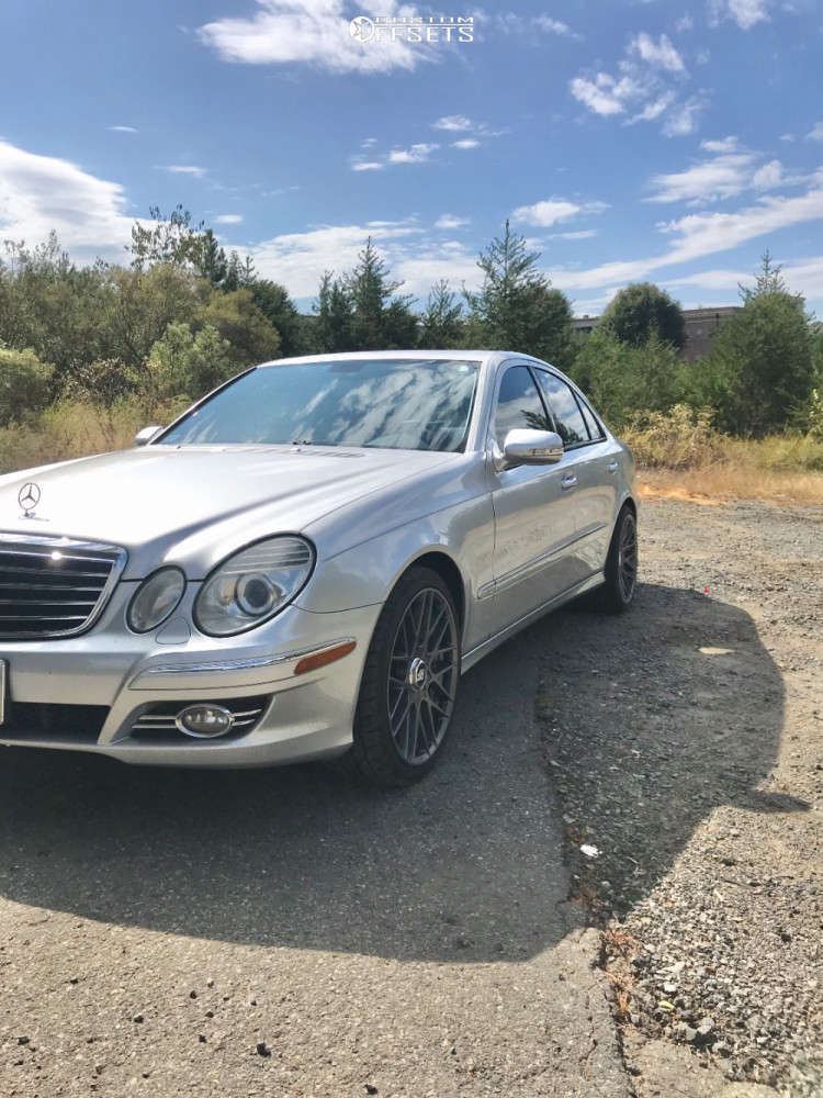2007 Mercedes-Benz E350 with 19x8.5 35 Rotiform Rse and 245/35R19 Nitto ...