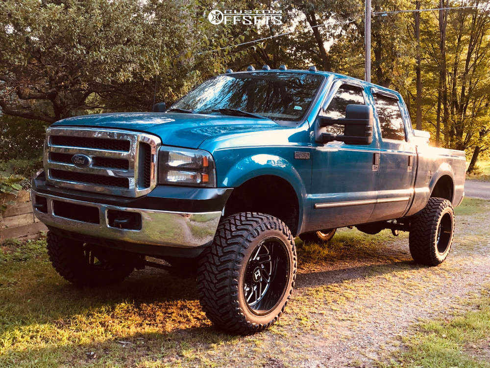 2000 Ford F-350 Super Duty with 22x12 -44 Hostile Jigsaw and 37/13.5R22 ...