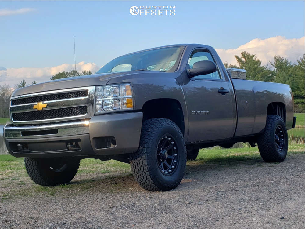 2012 Chevrolet Silverado 1500 with 17x9 -12 XD Addict and 285/70R17 ...