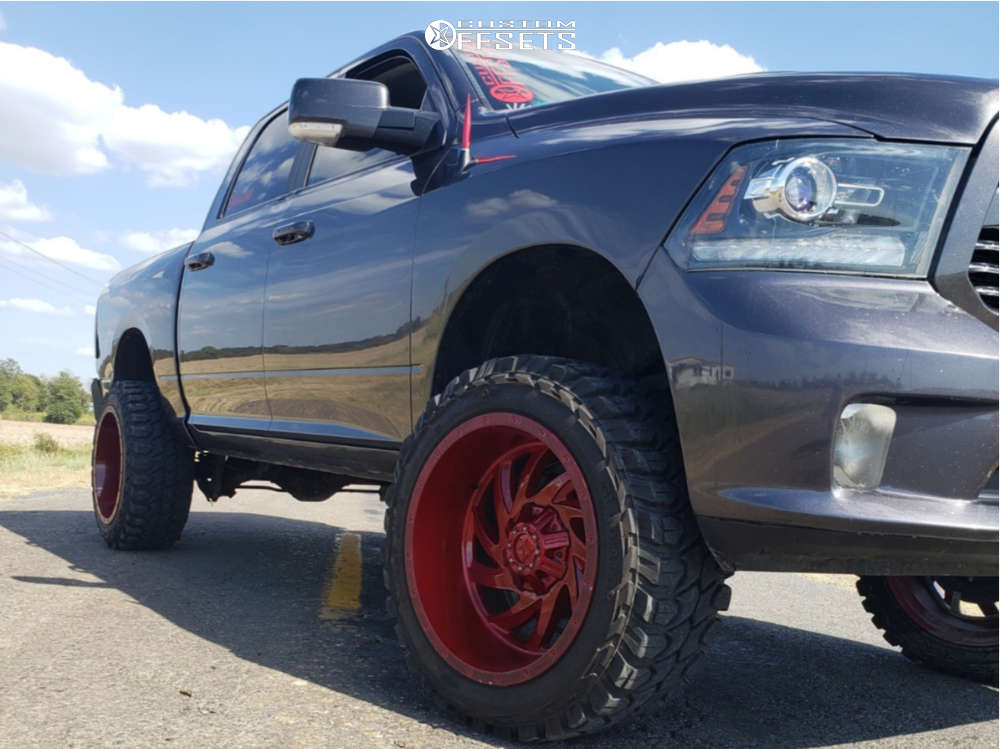 2016 Ram 1500 with 22x12 -44 RBP 66r and 35/12.5R22 Gladiator Xcomp Mt ...