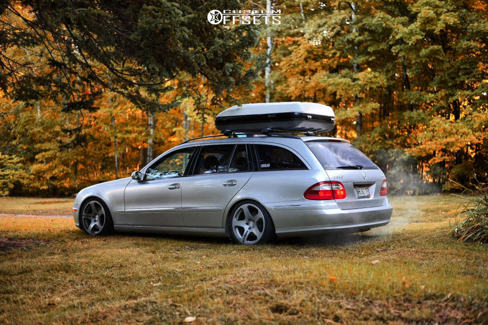 2005 Mercedes-Benz E500 with 18x9.5 35 Rotiform Nue and 245/40R18 ...