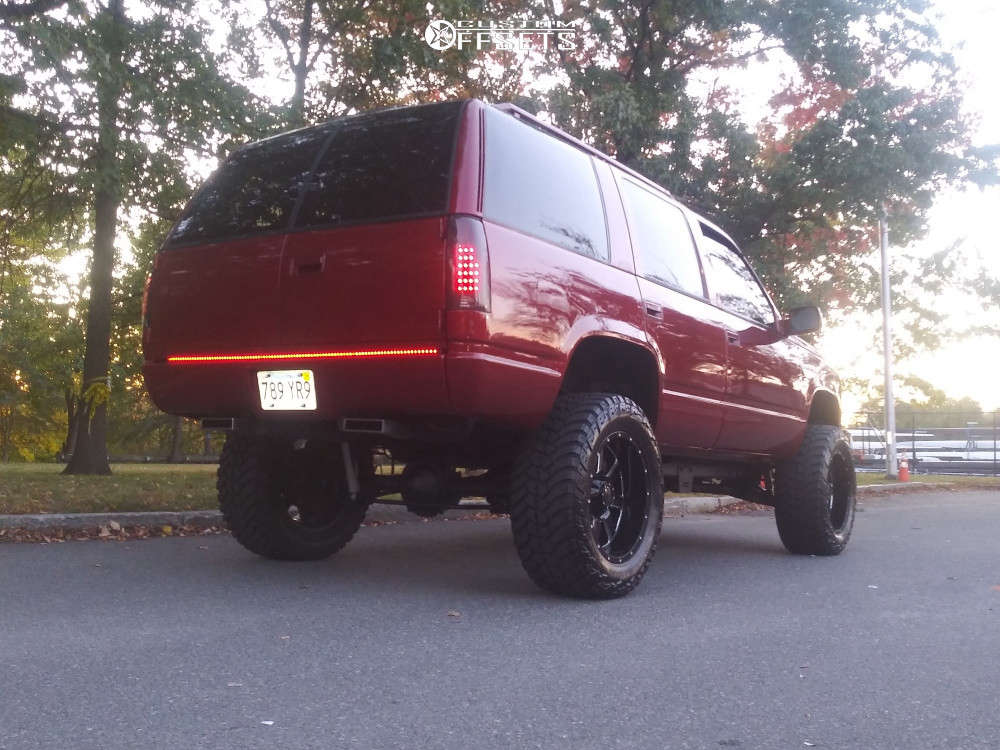 1999 Chevrolet Tahoe with 20x10 -19 Gear Off-Road Big Block and 35/12 ...