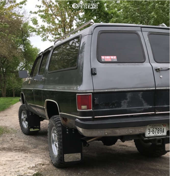 1989 Chevy Suburban 4x4