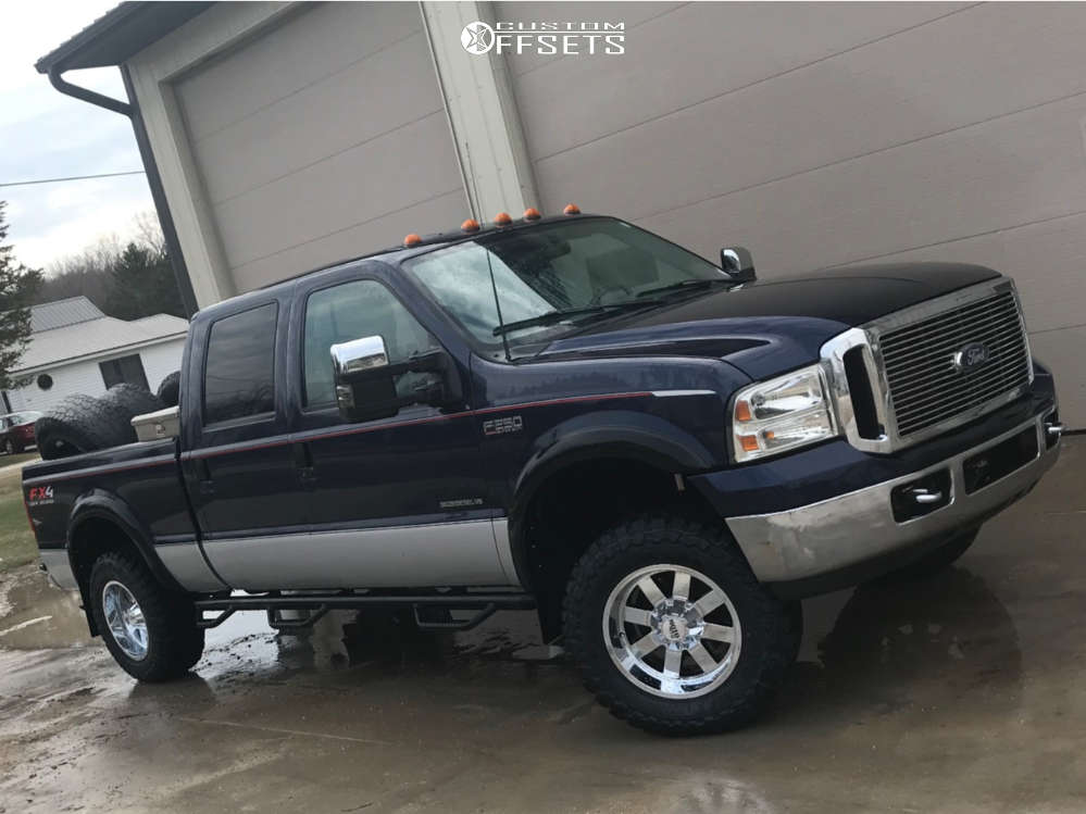 2003 Ford F-250 Super Duty with 18x10 -24 Moto Metal Mo962 and 33/12 ...
