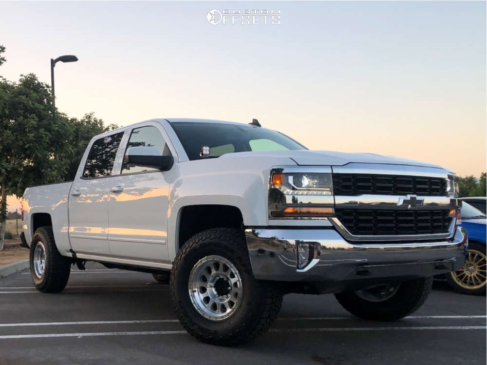 2017 Chevrolet Silverado 1500 with 17x8.5 0 Method Mr315 and 35/12.5R17 ...