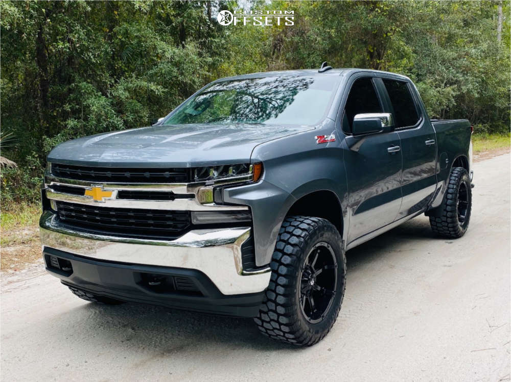 2019 Chevrolet Silverado 1500 with 20x10 -18 Fuel Coupler and 35/12 ...