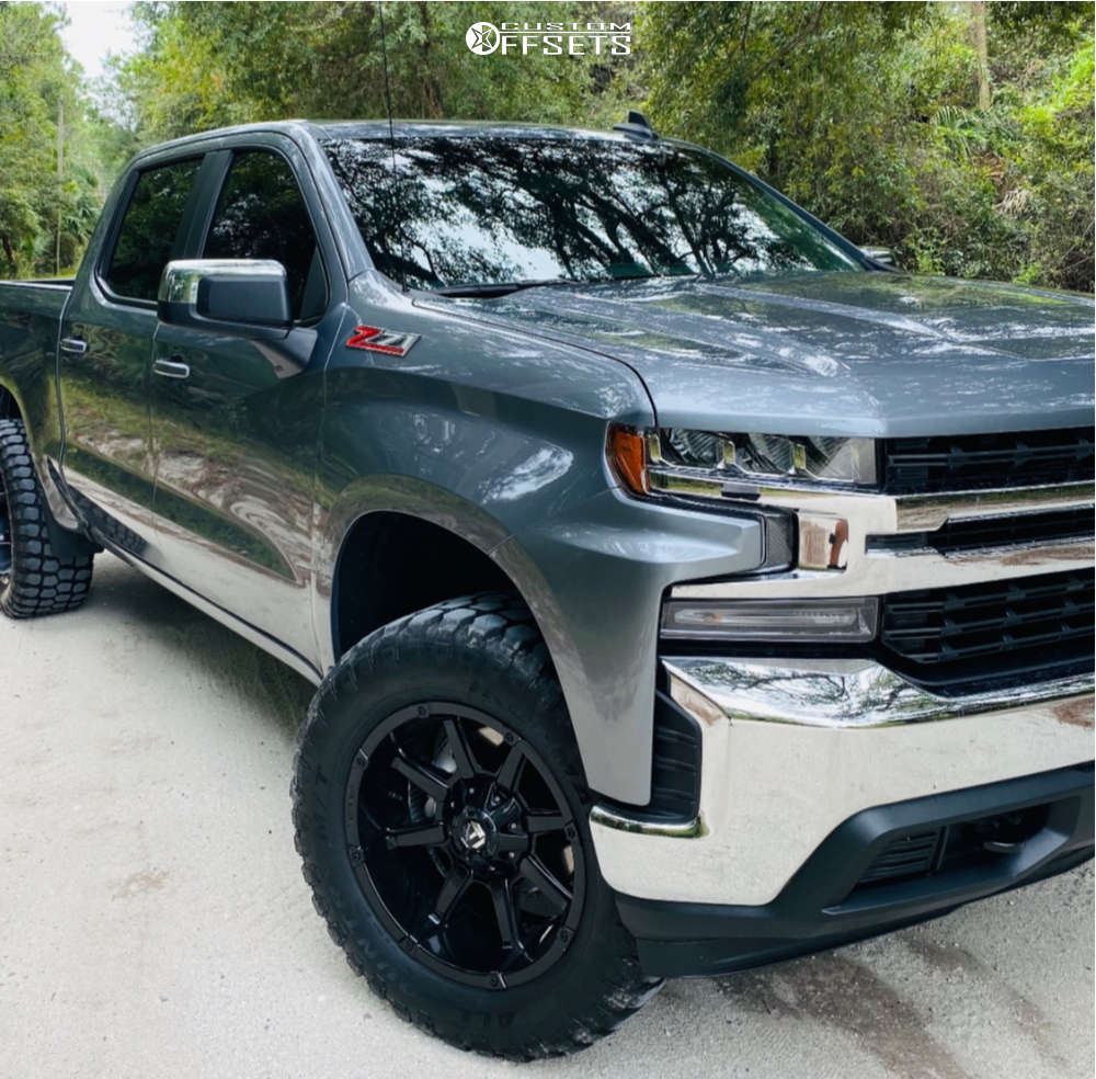 2019 Chevrolet Silverado 1500 with 20x10 -18 Fuel Coupler and 35/12 ...