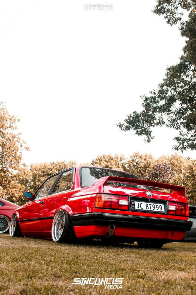 1990 BMW 325i with 16x9.5 WRD Mesh and 195/40R16 Nankang NS-20 and Air ...