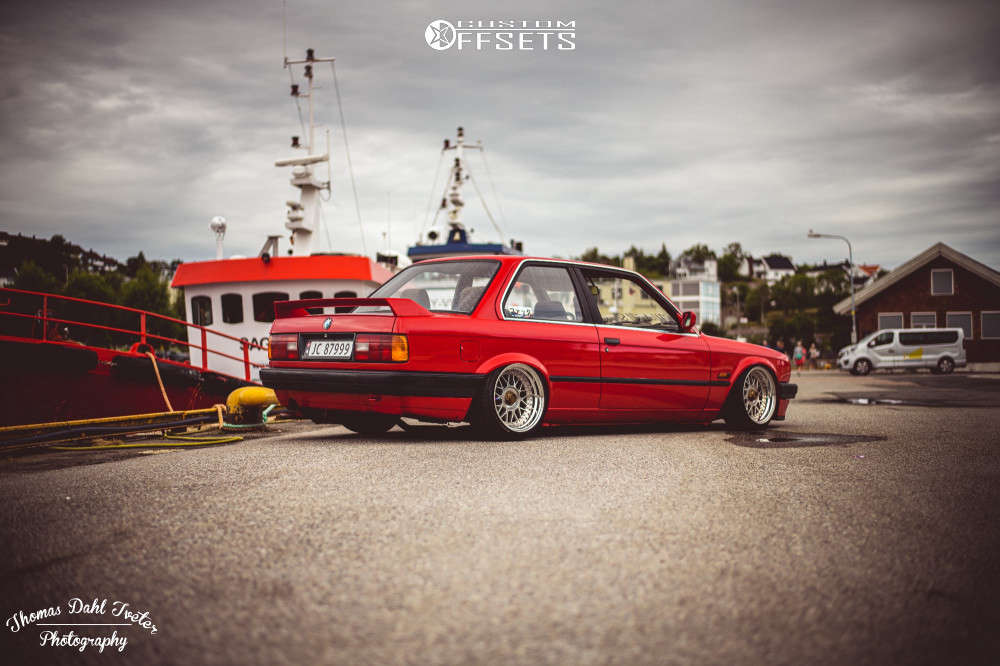 1990 BMW 325i with 16x9.5 WRD Mesh and 195/40R16 Nankang NS-20 and Air ...