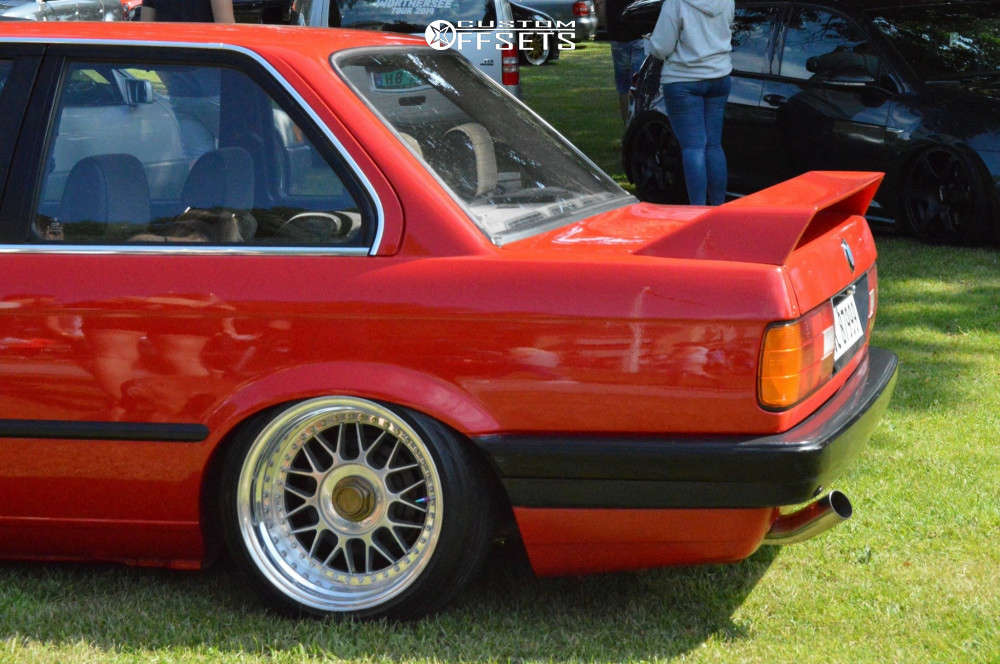 1990 BMW 325i with 16x9.5 WRD Mesh and 195/40R16 Nankang NS-20 and Air ...