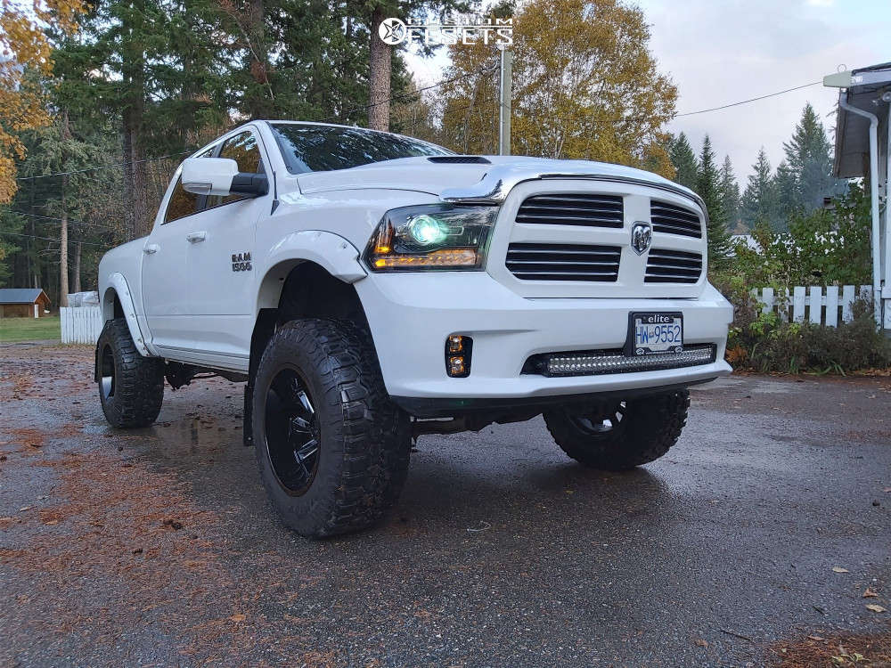 2014 Ram 1500 with 20x12 -44 Fast Wheels Twisted and 37/13.5R20 ...