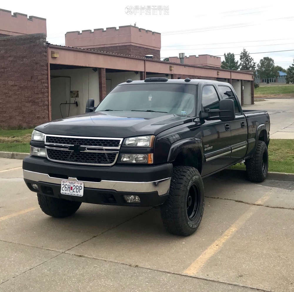 2005 Chevrolet Silverado 2500 HD with 16x10 -34 Black Rock 997 and 285 ...