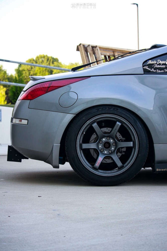 2004 Nissan 350Z with 18x10.5 22 Rays Engineering 57DR and 275/35R18 ...