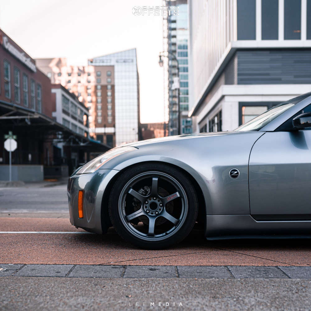 2004 Nissan 350Z with 18x10.5 22 Rays Engineering 57DR and 275/35R18 ...