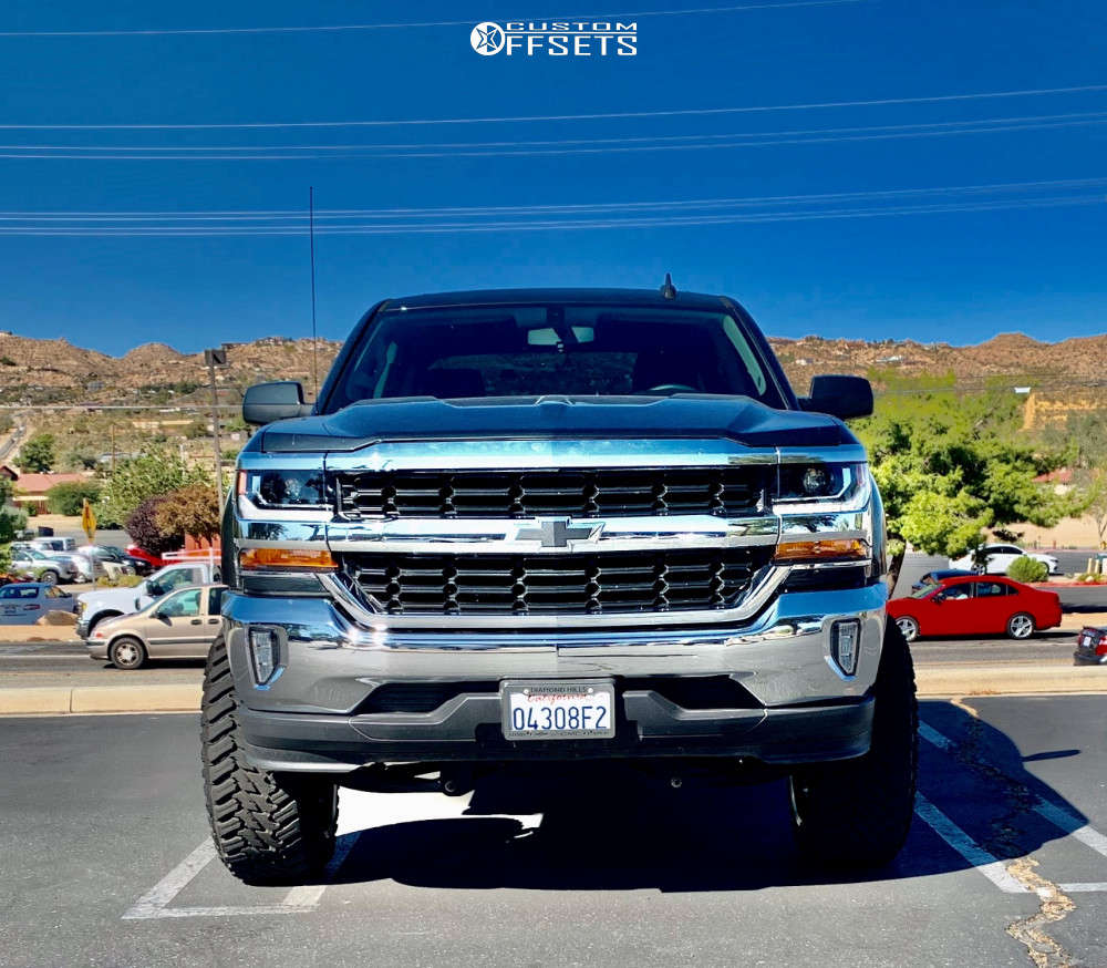 2017 Chevrolet Silverado 1500 with 22x12 -44 Hostile Alpha and 35/12.5R22 Atturo Trail Blade Mt ...