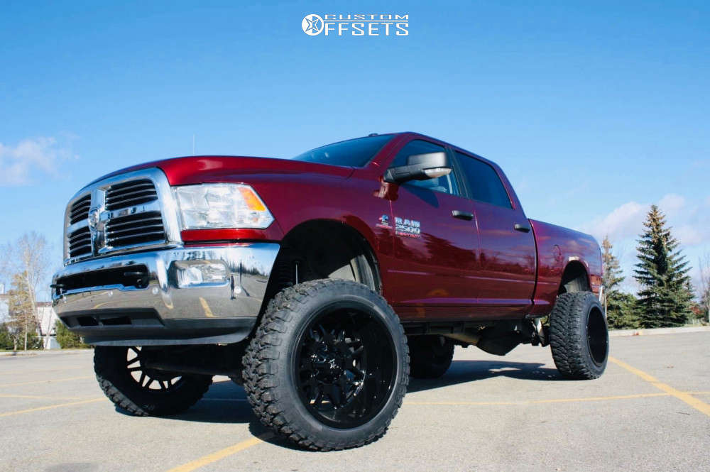 2018 Ram 2500 with 24x14 -76 RBP 73r and 37/13.5R24 RBP Repulsor Mt and ...