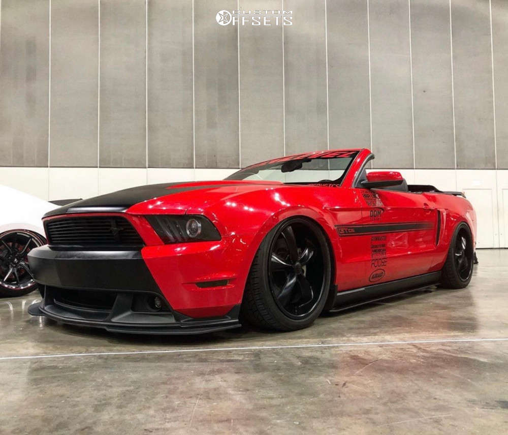 2011 Ford Mustang with 20x10 40 Foose Legend and 275/35R20 Bridgestone ...