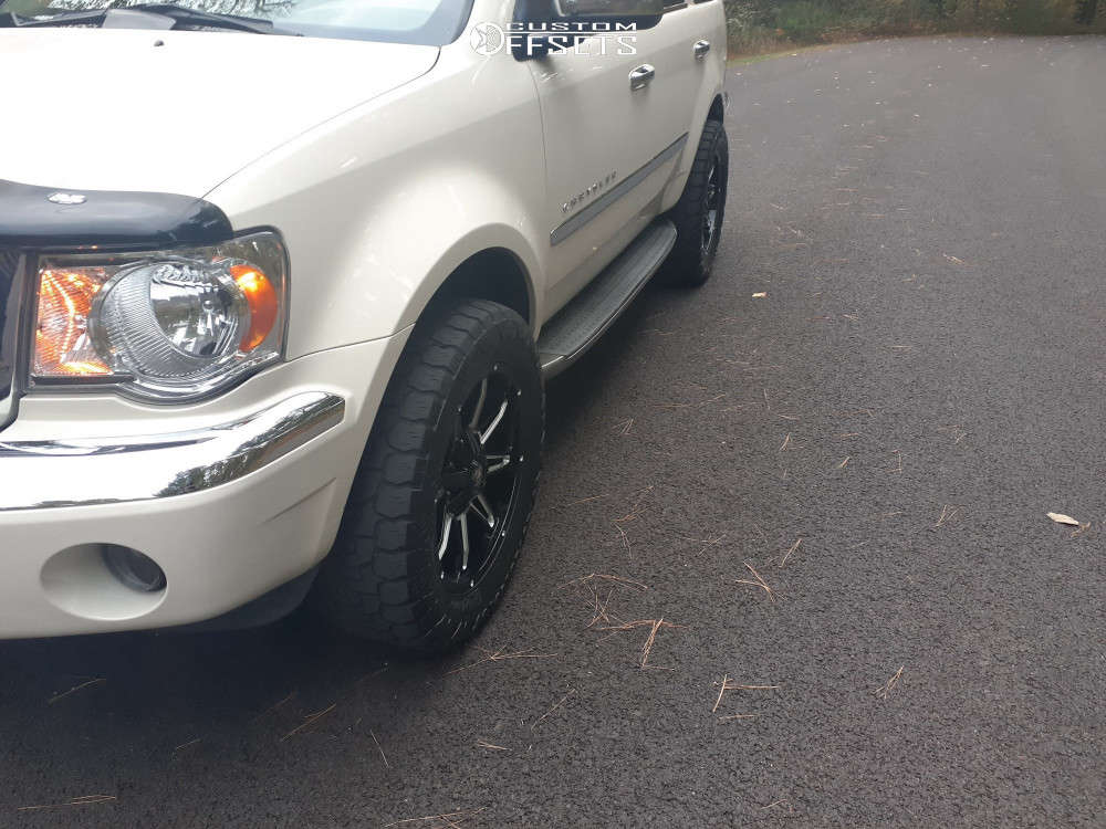 2007 Chrysler Aspen with 20x9 0 Mayhem Rampage and 305/55R20 AMP ...