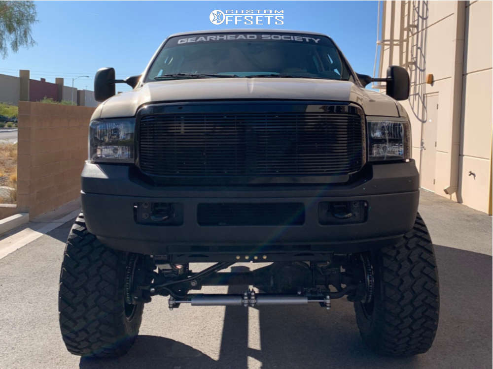 2004 Ford Excursion with 20x12 -52 Method Mr605 and 40/15.5R20 Nitto ...