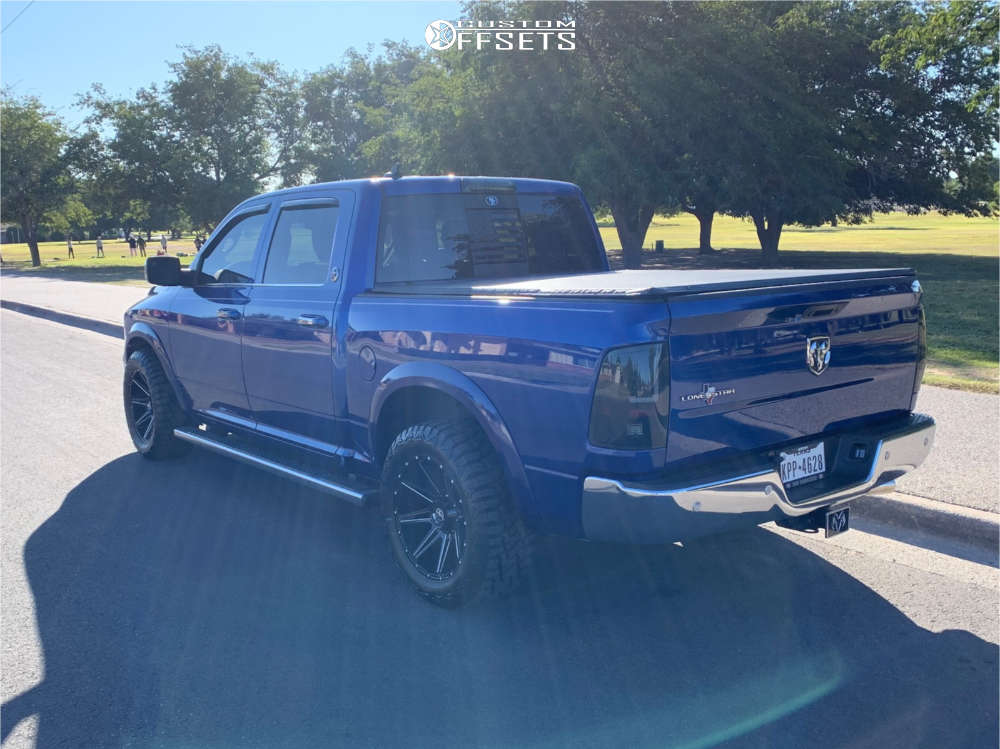2017 Ram 1500 with 20x10 -24 XF Offroad Xf-220 and 33/12.5R20 Haida ...