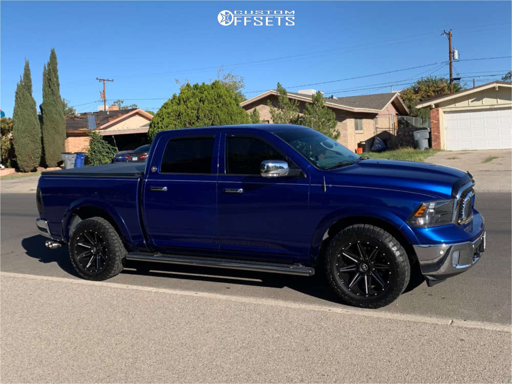 2017 Ram 1500 with 20x10 -24 XF Offroad Xf-220 and 33/12.5R20 Haida ...