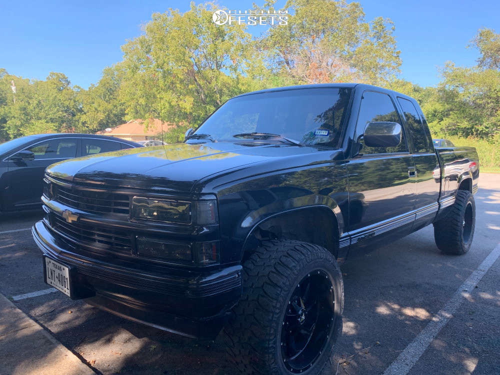 1990 Chevrolet K1500 with 20x10 -24 DFD 388 and 33/12.5R20 Wild Country ...