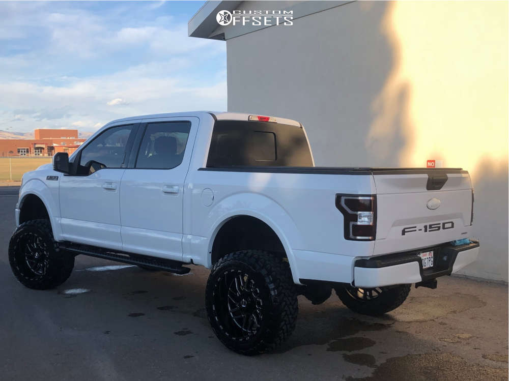 2019 Ford F-150 with 22x12 -44 TIS 544BM and 35/12.5R22 Toyo Tires Open ...