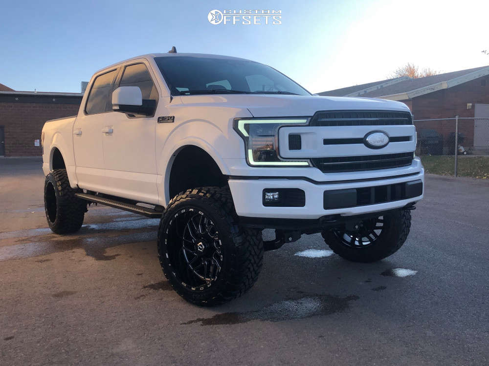 2019 Ford F-150 with 22x12 -44 TIS 544BM and 35/12.5R22 Toyo Tires Open ...