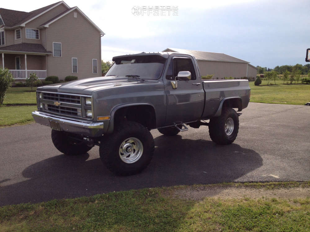 1986 Chevrolet K10 Pickup with 15x10 -25 Weld Racing Scorpio and 33/12 ...