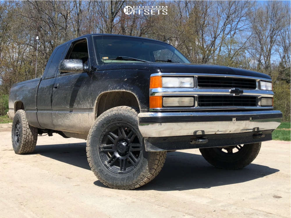 1997 Chevrolet K1500 with 18x9 12 Ultra Machine and 275/70R18 Toyo ...