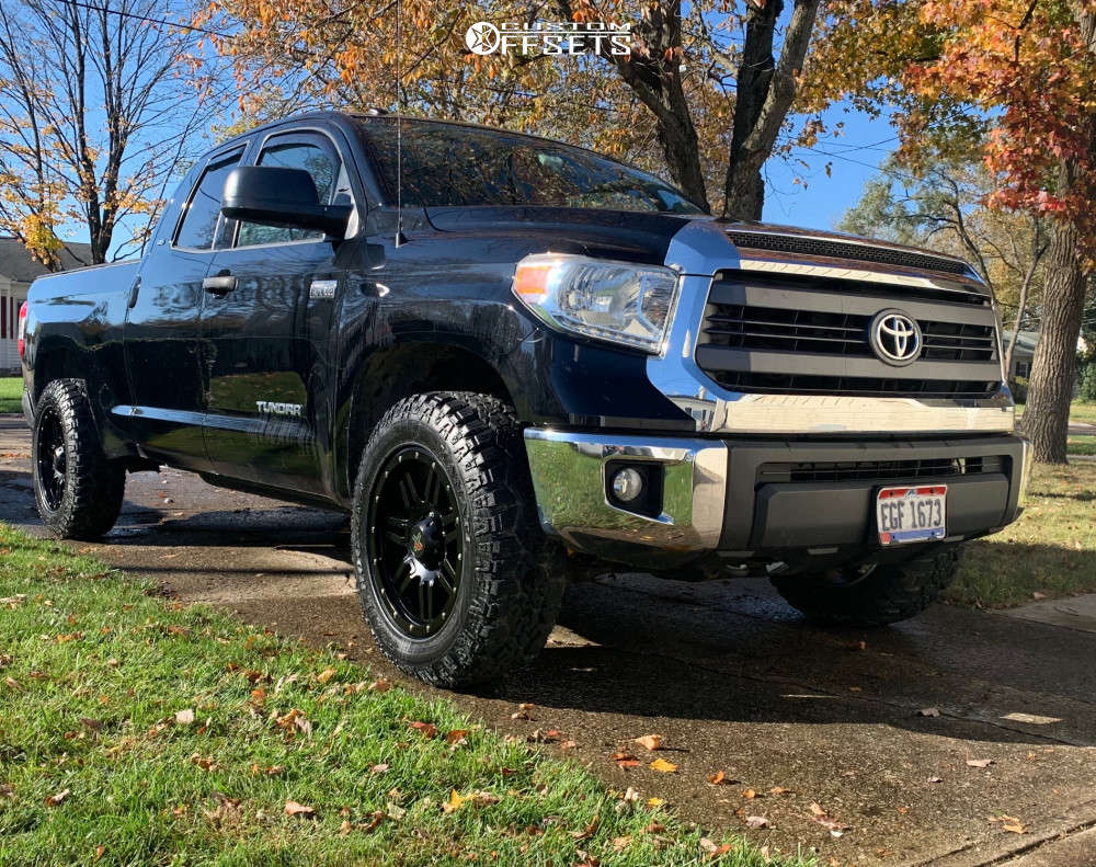 2014 Toyota Tundra with 20x9 10 DX4 7s and 275/65R20 Kanati Trail Hog ...