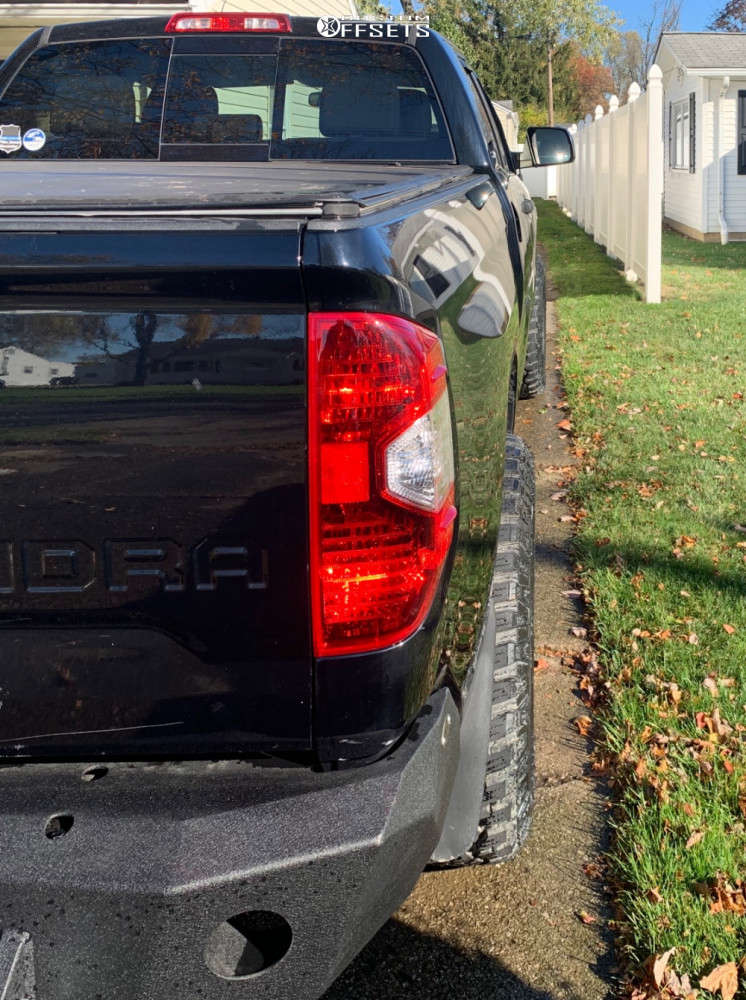 2014 Toyota Tundra with 20x9 10 DX4 7s and 275/65R20 Kanati Trail Hog ...