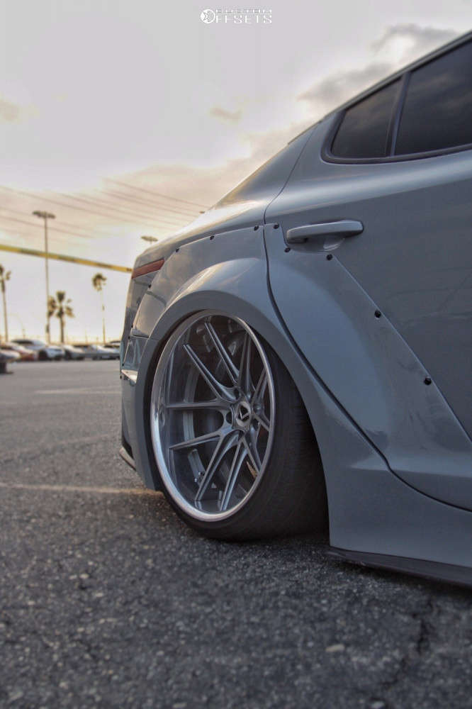 2019 Kia Stinger with 19x10.5 15 and 295/30R19 Lionhart Lh-five and Air ...