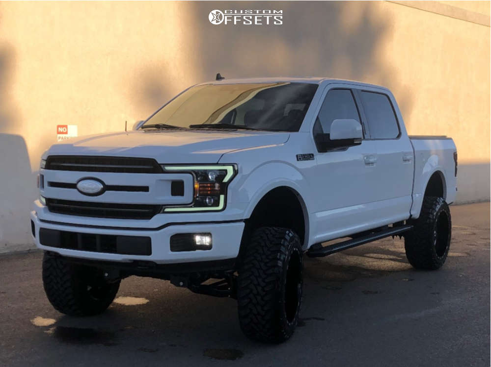 2019 Ford F-150 with 22x12 -44 TIS 544BM and 35/12.5R22 Toyo Tires Open ...