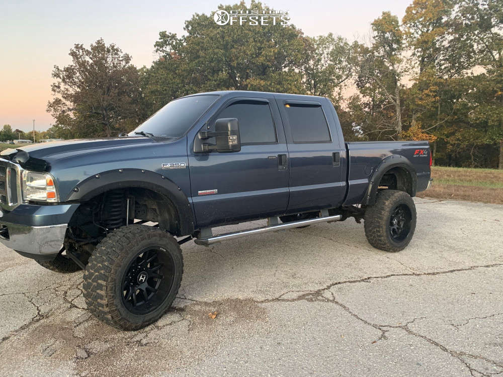 2007 Ford F-350 Super Duty with 22x12 -44 Hostile Rage and 37/13.5R22 ...