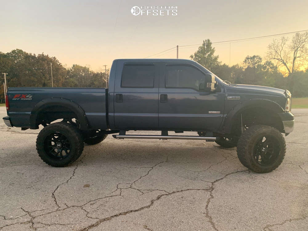 2007 Ford F-350 Super Duty with 22x12 -44 Hostile Rage and 37/13.5R22 ...